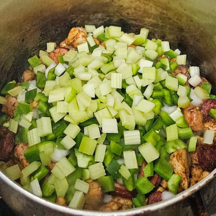 Simple Cajun One Pot Louisiana Pastalaya Recipe - Season two taste