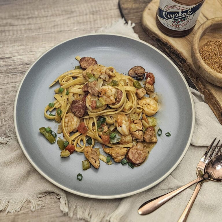 Simple Cajun One Pot Louisiana Pastalaya Recipe - Season two taste