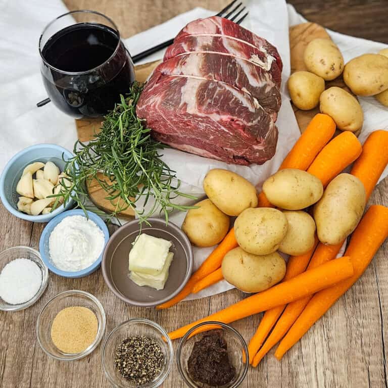 Tender Red Wine Braised Beef Chuck Roast Recipe - Season two taste
